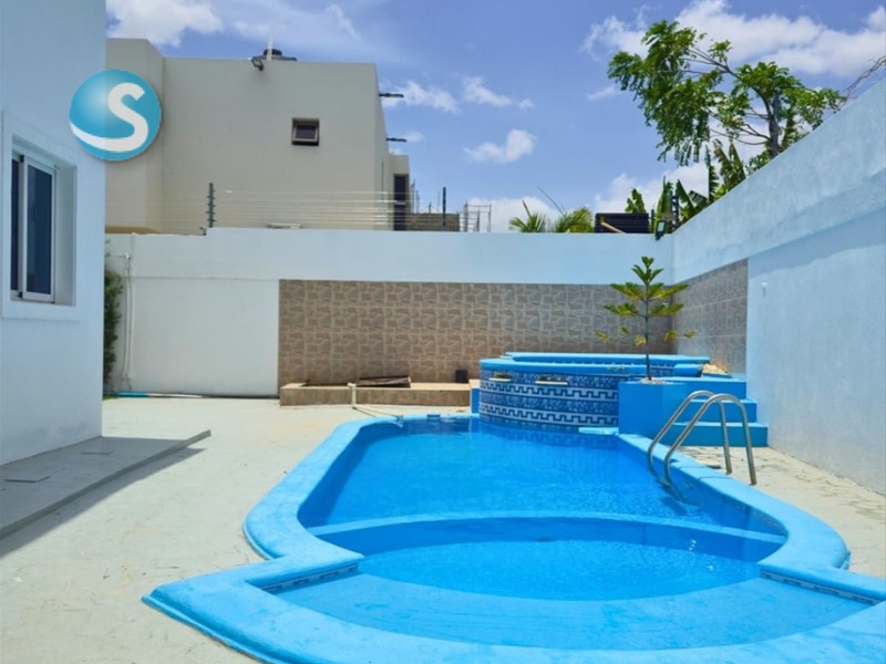 Casa en Venta, Llanos de Gurabo I #1399689 - SuperCasas.com