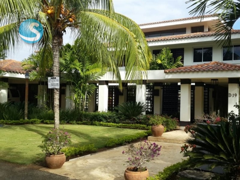 Villa en Venta, Metro Country Club, Juan Dolio #1208211 - SuperCasas.com