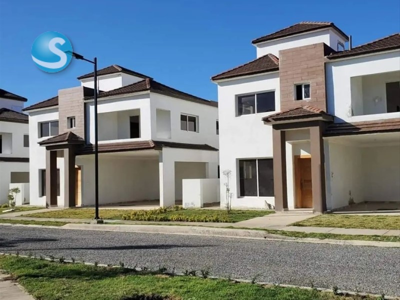 Casa en Venta, Baní #1275794 - SuperCasas.com