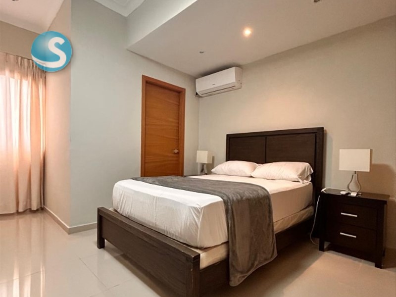 Apartamento en Alquiler, Evaristo Morales #1362700 - SuperCasas.com